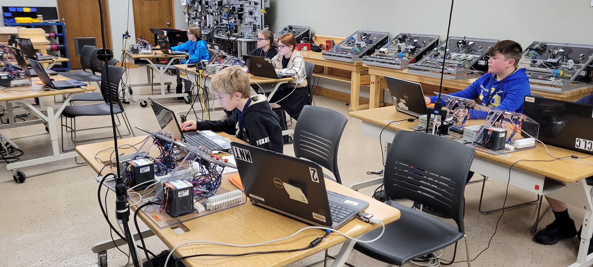 iSMART Lab prepares students for success - The Dekko Foundation